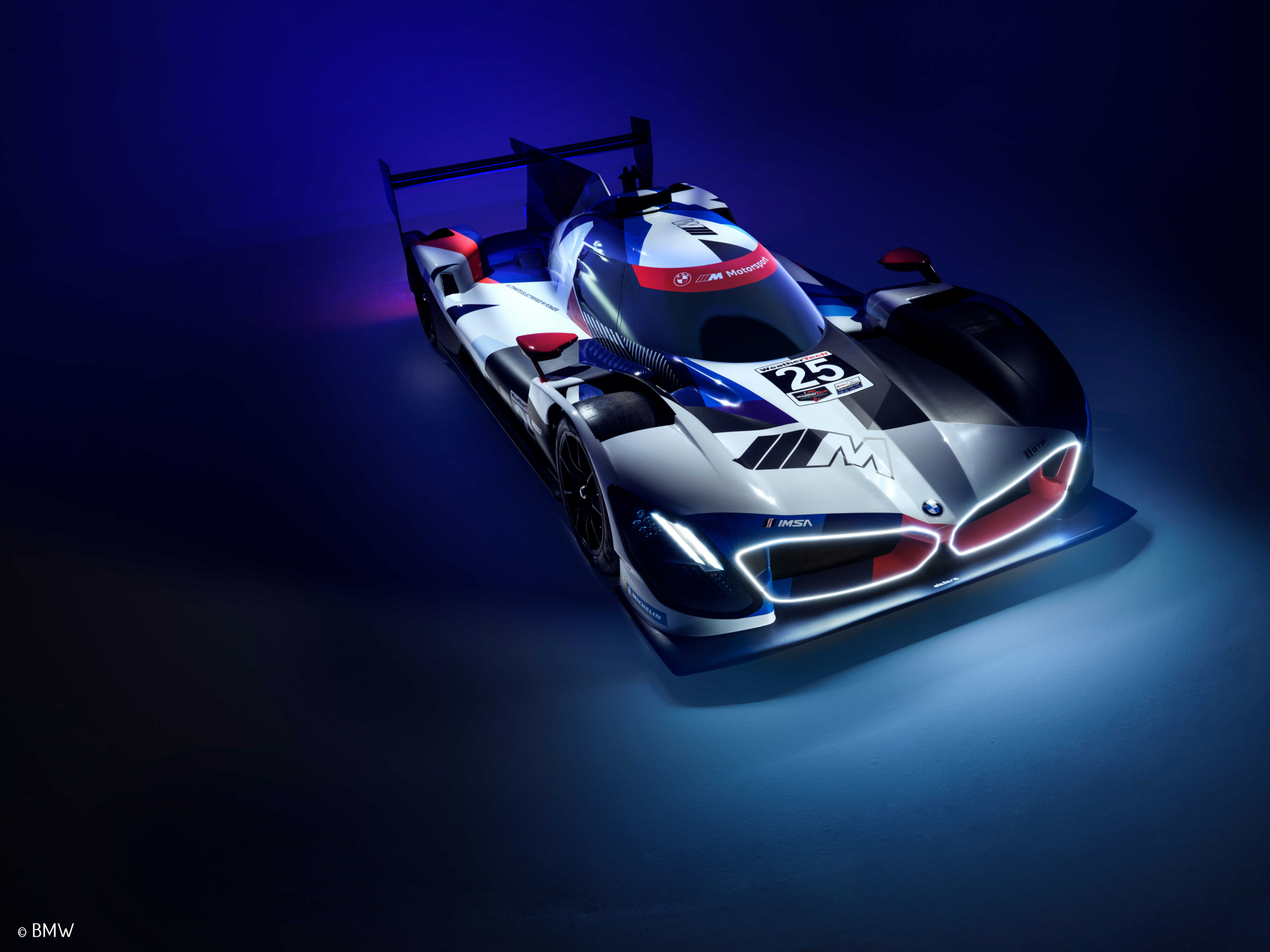 BMW M Team RLL dévoile la livrée de ses M Hybrid V8 LMDh - Endurance Info